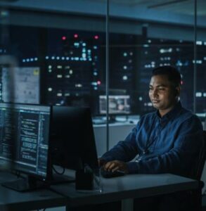 Compliance & Risk Management | predictiveIT